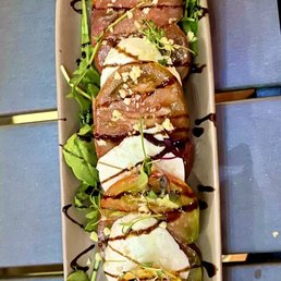 FROG & SLIM - Updated December 2025 - 1217 Photos & 611 Reviews - 1420 ...