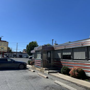 NEPTUNE DINER - Updated December 2025 - 102 Photos & 161 Reviews - 924 ...
