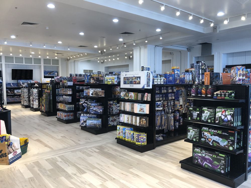 HOBBYTOWN - REDMOND - Updated July 2025 - 16 Photos & 65 Reviews - 7425 ...