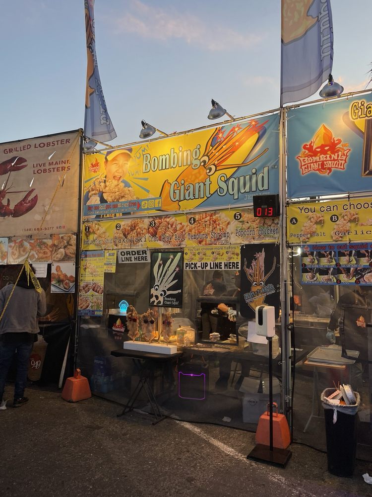 805 NIGHT MARKET - Updated July 2025 - 15 Photos - 3400 Calle Real ...