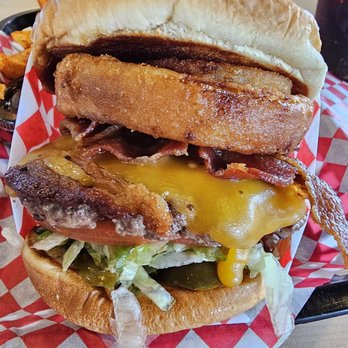 5TH STREET BURGER & FRIES - Updated March 2025 - 117 Photos & 98 ...