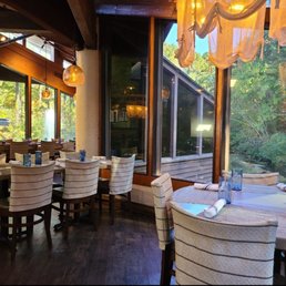 MOJAVE - Updated December 2025 - 1251 Photos & 694 Reviews - 6450 ...