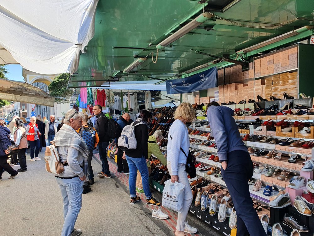 MERCATO DI LUINO - Via Comi 4, Luino, Varese, Italy - Market Stalls - Yelp