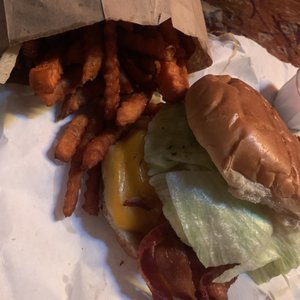 BURGER JOINT - 1527 Photos & 2440 Reviews - 119 W 56th St, New York ...