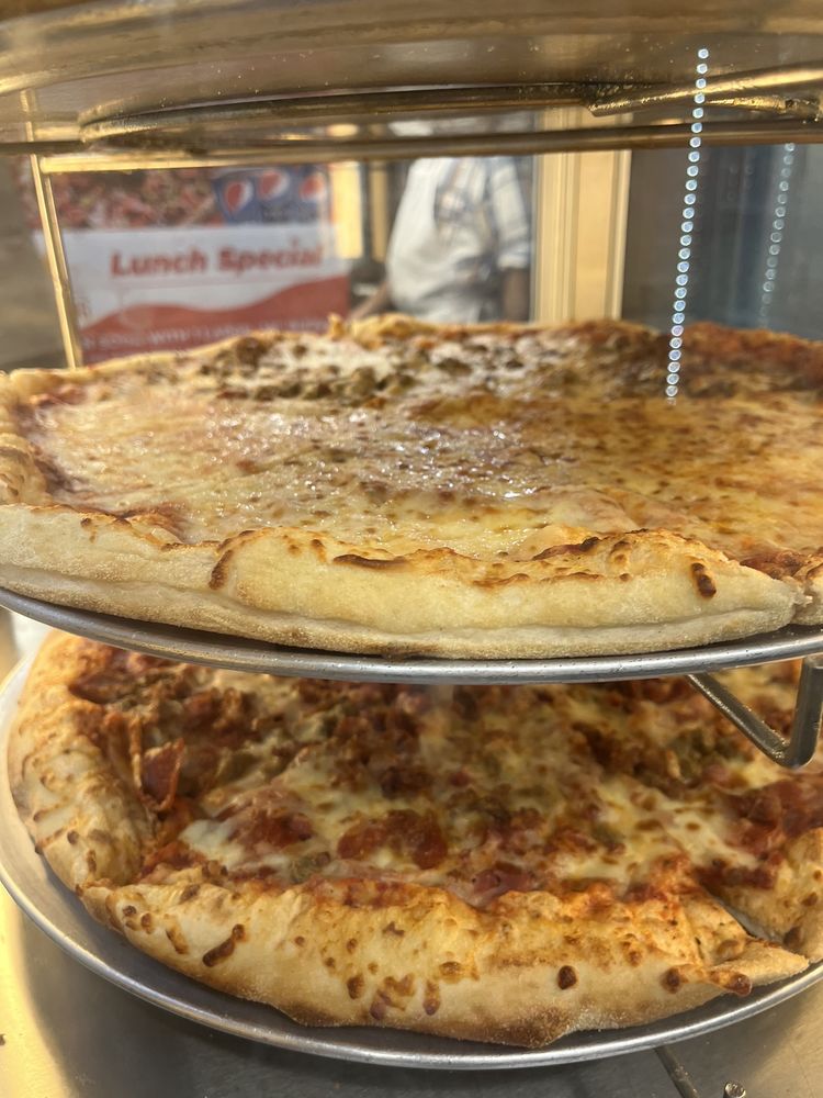 LOUISVILLE PIZZA KING - Updated January 2026 - 20 Photos & 19 Reviews ...