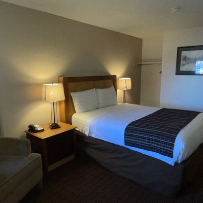 SKYWAY INN - Updated December 2025 - 82 Photos & 116 Reviews - 20045 ...