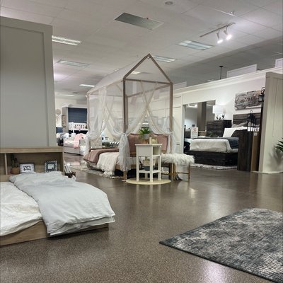 BOULEVARD HOME - Updated January 2026 - 70 Photos & 110 Reviews - 390 N ...