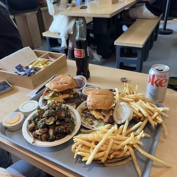 FOR THE WIN - Updated September 2024 - 757 Photos & 1112 Reviews - 6221 ...