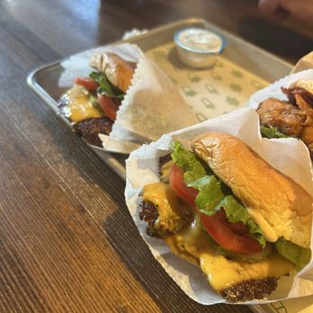 SHAKE SHACK LAS VEGAS - NYNY HOTEL - Updated February 2025 - 6539 ...