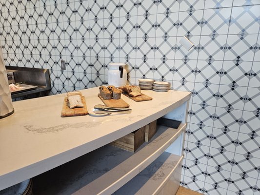 NEW SOUTH KITCHEN - 20 Photos - 100 CNN Center, Atlanta, Georgia ...