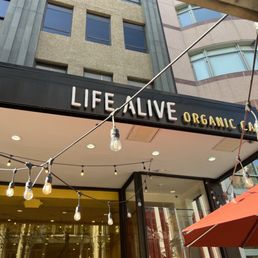 LIFE ALIVE ORGANIC CAFE BACK BAY - Updated July 2025 - 509 Photos & 327 ...