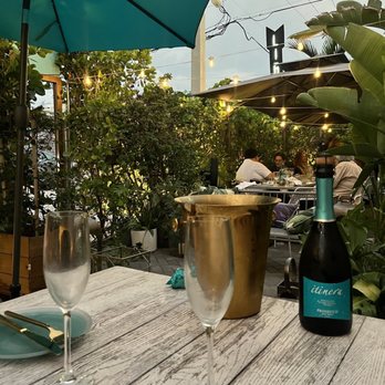 LIRA BEIRUT EATERY - Updated November 2025 - 319 Photos & 159 Reviews ...