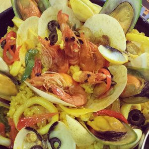 RISTORANTE DELLE MITRE - 24 Photos - CBCP Building, 470 Gen. Luna ...