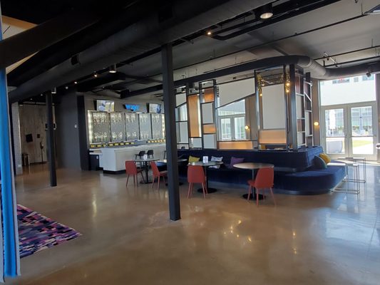 ALOFT NORTH KANSAS CITY - Hotels - 1875 Diamond Pkwy, North Kansas City ...