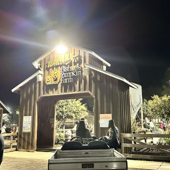 BISHOP’S PUMPKIN FARM - Updated September 2025 - 1252 Photos & 591 ...