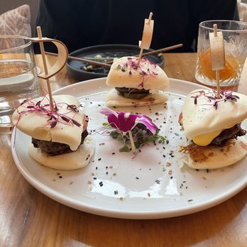 SAKU - Updated September 2025 - 473 Photos & 365 Reviews - 936 Park Ave ...