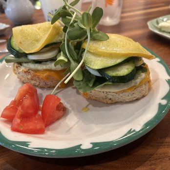 SALT BLOCK BISCUIT COMPANY - Updated October 2025 - 184 Photos & 103 ...