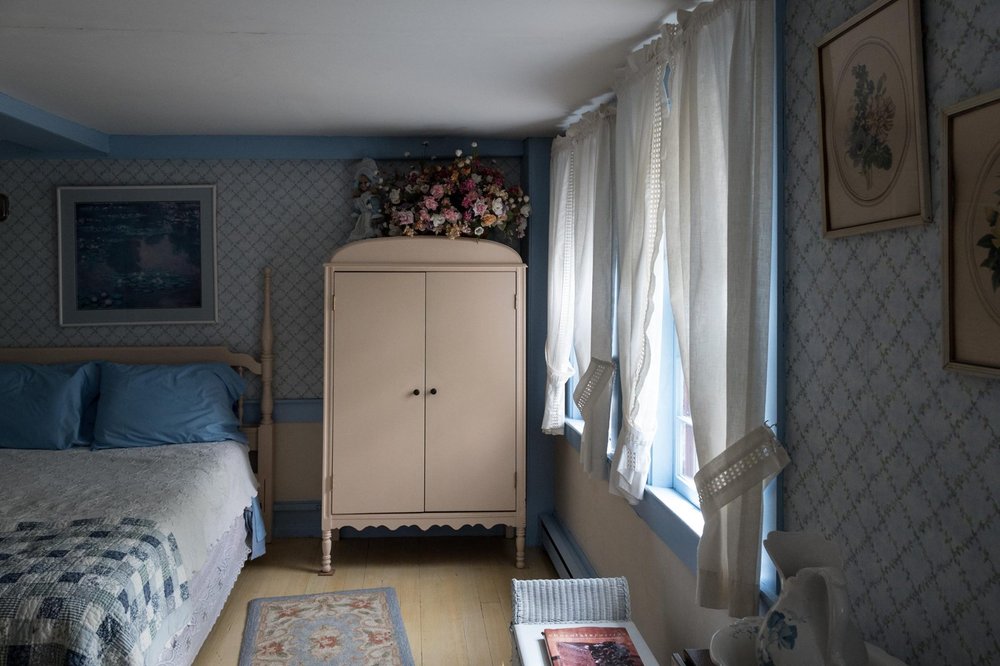 THE NEW BOSTON INN - Updated July 2024 - 63 Photos & 35 Reviews - 101 N ...