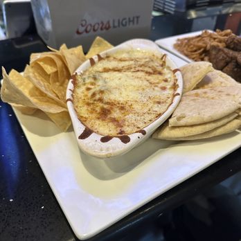 THE POINTE GRILL & BAR - Updated October 2025 - 64 Photos - 90 Reviews ...