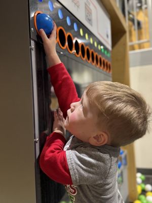 DISCOVERY LAB - Updated May 2026 - 88 Photos & 25 Reviews - 3123 ...