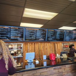 FIREHOUSE QUE & BREW - Updated May 2025 - 355 Photos & 593 Reviews ...