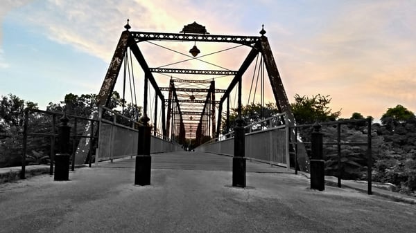 FAUST STREET BRIDGE - Updated March 2026 - 95 Photos & 18 Reviews - 554 ...