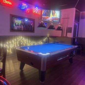 HI BROW PUB - Updated March 2025 - 20 Photos & 21 Reviews - 1667 N ...