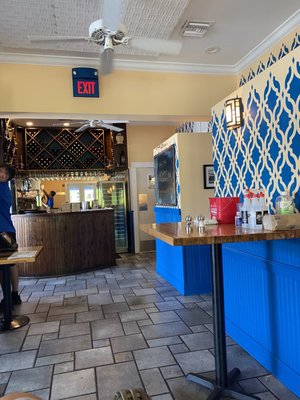 AZUR - Updated May 2024 - 306 Photos & 399 Reviews - 425 Grinnell St ...