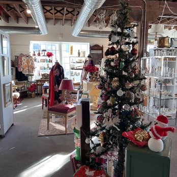 WATERLOO ANTIQUES MALL - Updated January 2026 - 10 Reviews - 255 ...