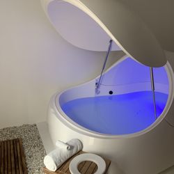 FLOAT STATION - 121 Photos & 292 Reviews - 36 Railway Ave, Campbell ...