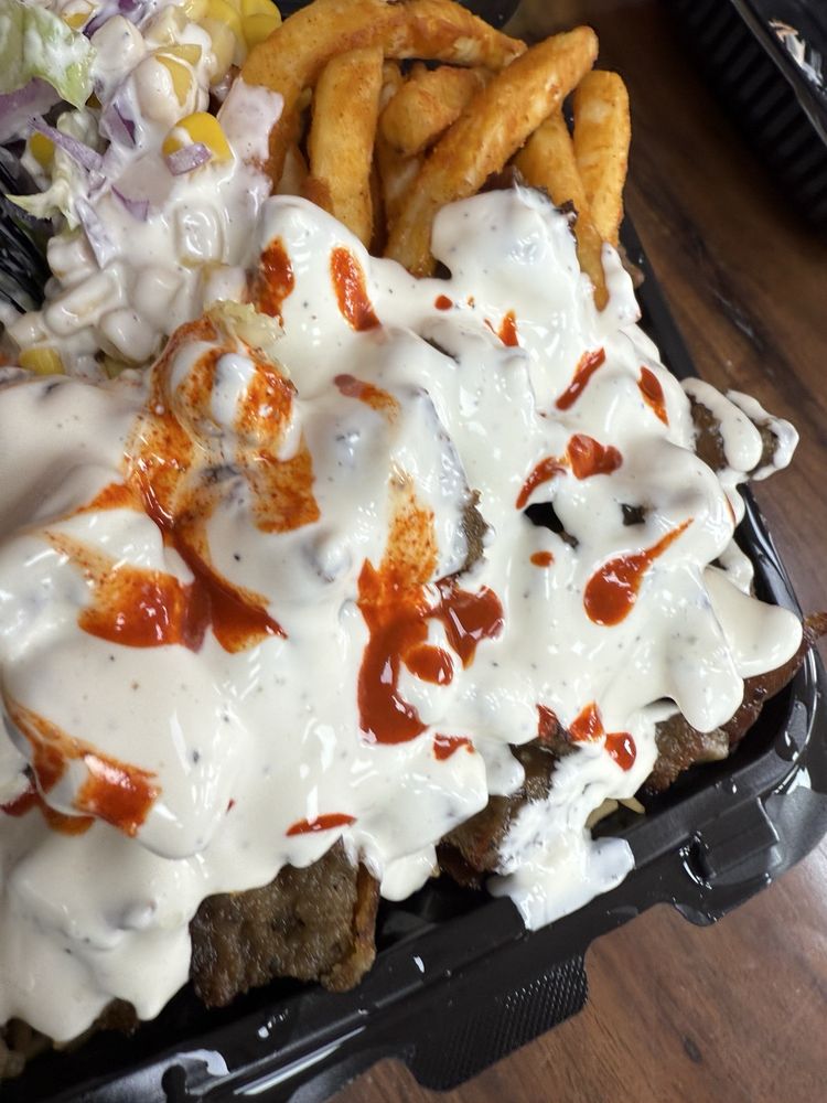 HALAL N OUT - Updated December 2025 - 12 Photos - 623 Old Country Rd ...