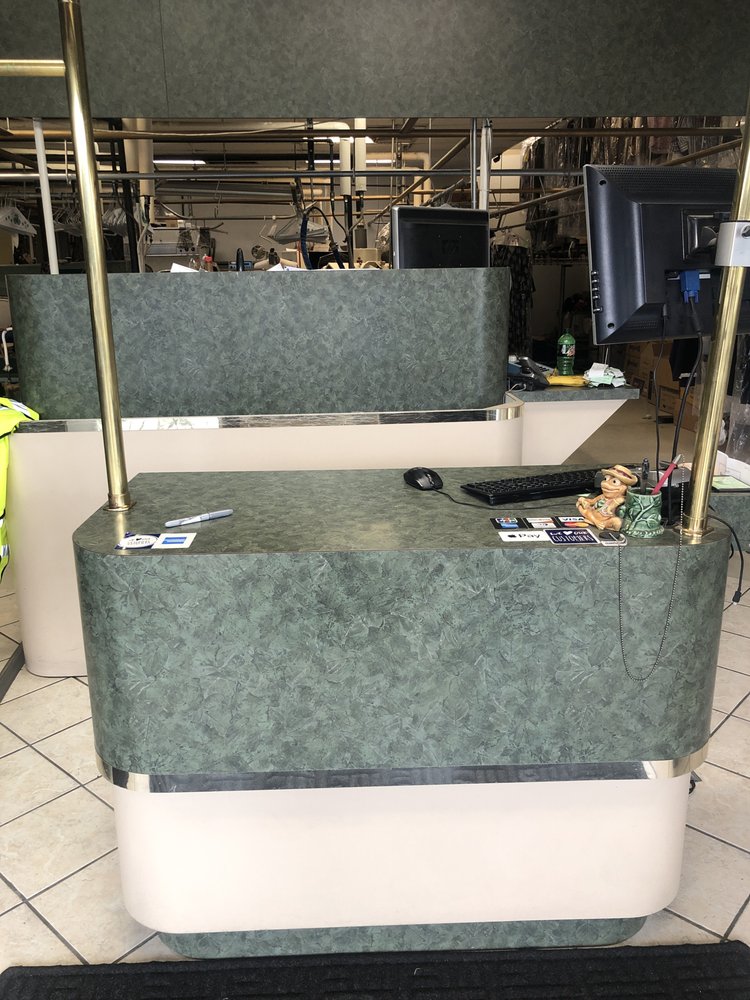 DUTCH GIRL CLEANERS & LAUNDRY - 15 Reviews - Dry Cleaning - 414 ...