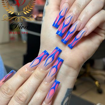 Diva nail spa store