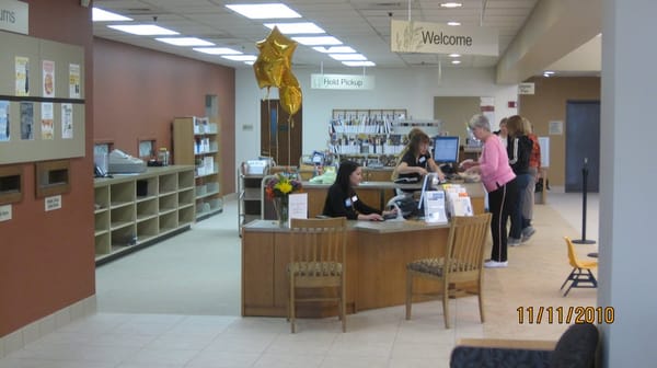 INDIAN PRAIRIE PUBLIC LIBRARY - Updated November 2025 - 21 Photos & 23 ...