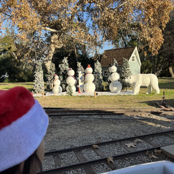 GRIFFITH PARK TRAIN RIDES - GRIFFITH PARK & SOUTHERN RAILROAD - Updated ...