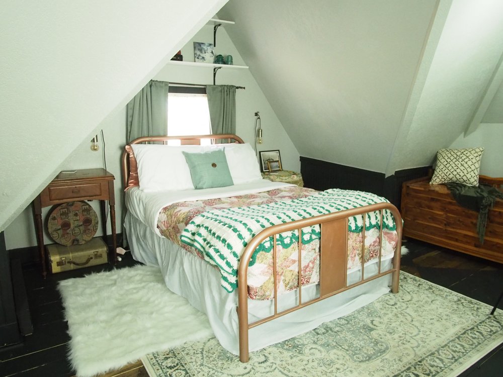 BISSING HOUSE - Updated September 2025 - 14 Photos - 117 W 13th St ...