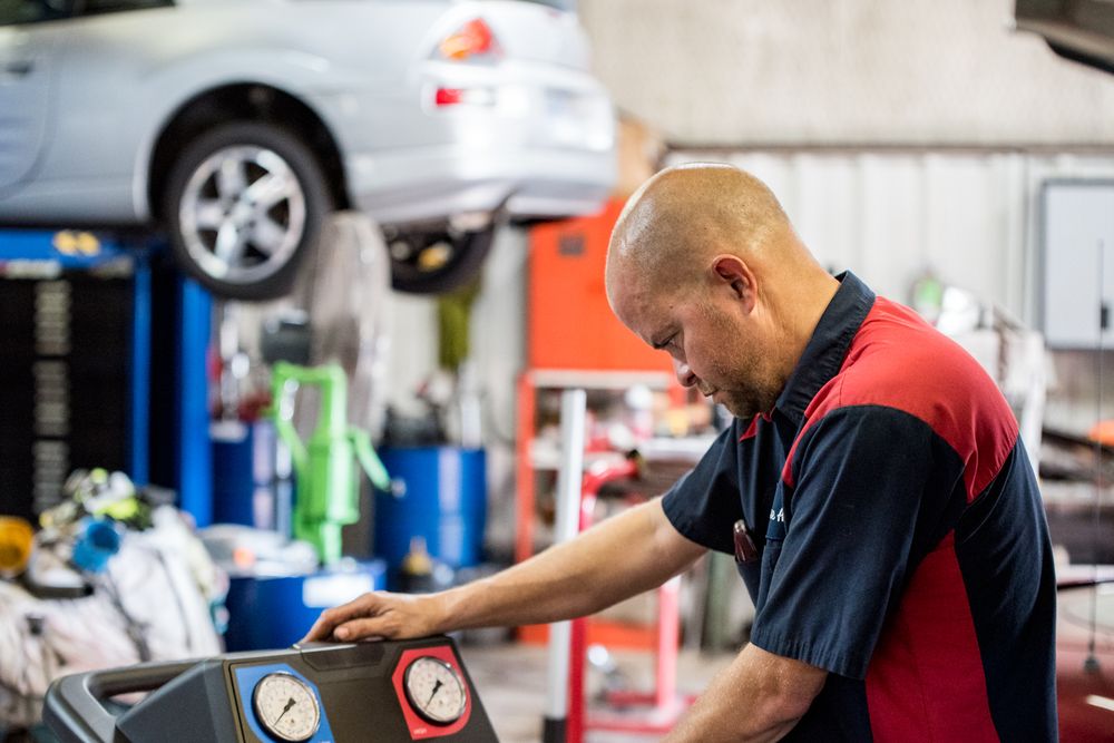 RED LINE AUTO REPAIR - Updated September 2025 - 14 Photos & 11 Reviews ...