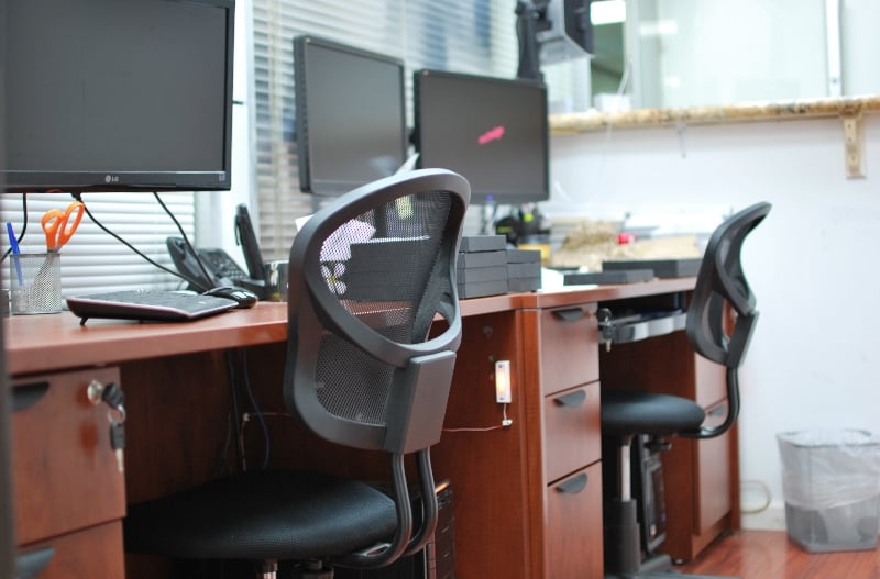 CHRISTY DESIGN - Updated August 2025 - 17 Photos - 607 S Hill St, Los ...