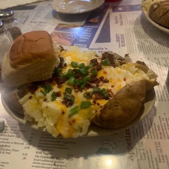 SPUDLY’S SUPER SPUDS - Updated November 2024 - 163 Photos & 137 Reviews ...