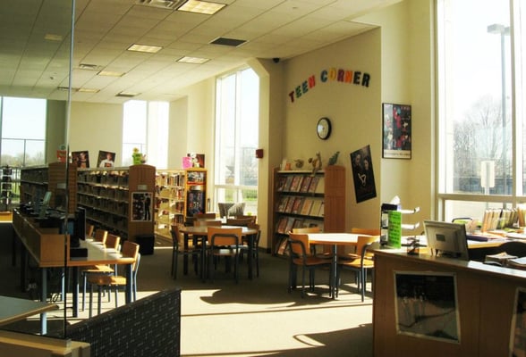 ELMONT MEMORIAL LIBRARY - Updated October 2025 - 33 Photos & 39 Reviews ...