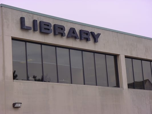 XENIA COMMUNITY LIBRARY - Updated October 2025 - 76 E Market St, Xenia ...