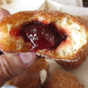 ROBIN’S SNOWFLAKE DONUTS & CAFE - 570 Photos & 229 Reviews - 4660 ...