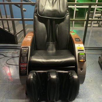 URBAN AIR TRAMPOLINE AND ADVENTURE PARK - Updated January 2026 - 156 ...