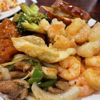 KOMI BUFFET - Updated October 2025 - 569 Photos & 337 Reviews - 8958 ...