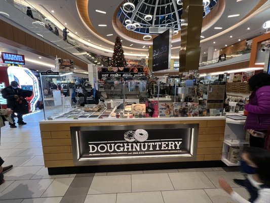 DOUGHNUTTERY - Updated October 2025 - 23 Photos - 630 Old Country Rd ...