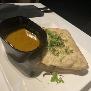 YAH MON - Updated August 2025 - 807 Photos & 904 Reviews - 301 W Platt ...