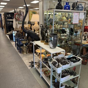 ENCINITAS ANTIQUE MALL - Updated December 2025 - 109 Photos & 12 ...