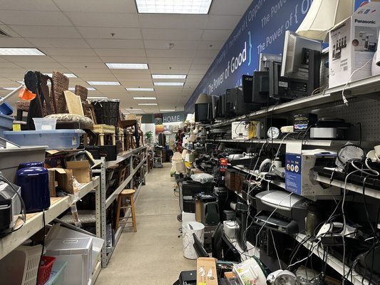 GOODWILL COLUMBUS - Updated December 2025 - 35 Reviews - 6525 Sawmill ...