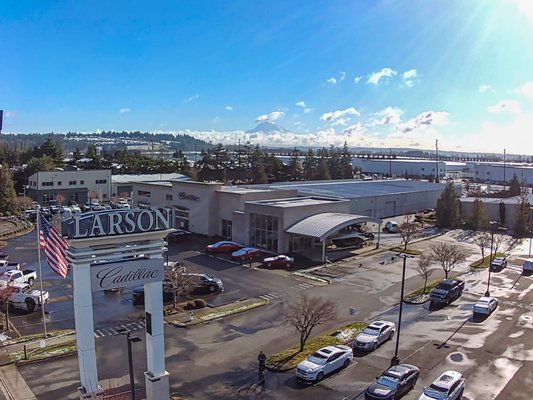 LARSON CADILLAC SERVICE - Updated December 2025 - 41 Photos & 42 ...