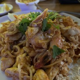 SEA THAI BISTRO - 545 Photos & 534 Reviews - 2350 Midway Dr, Santa Rosa ...